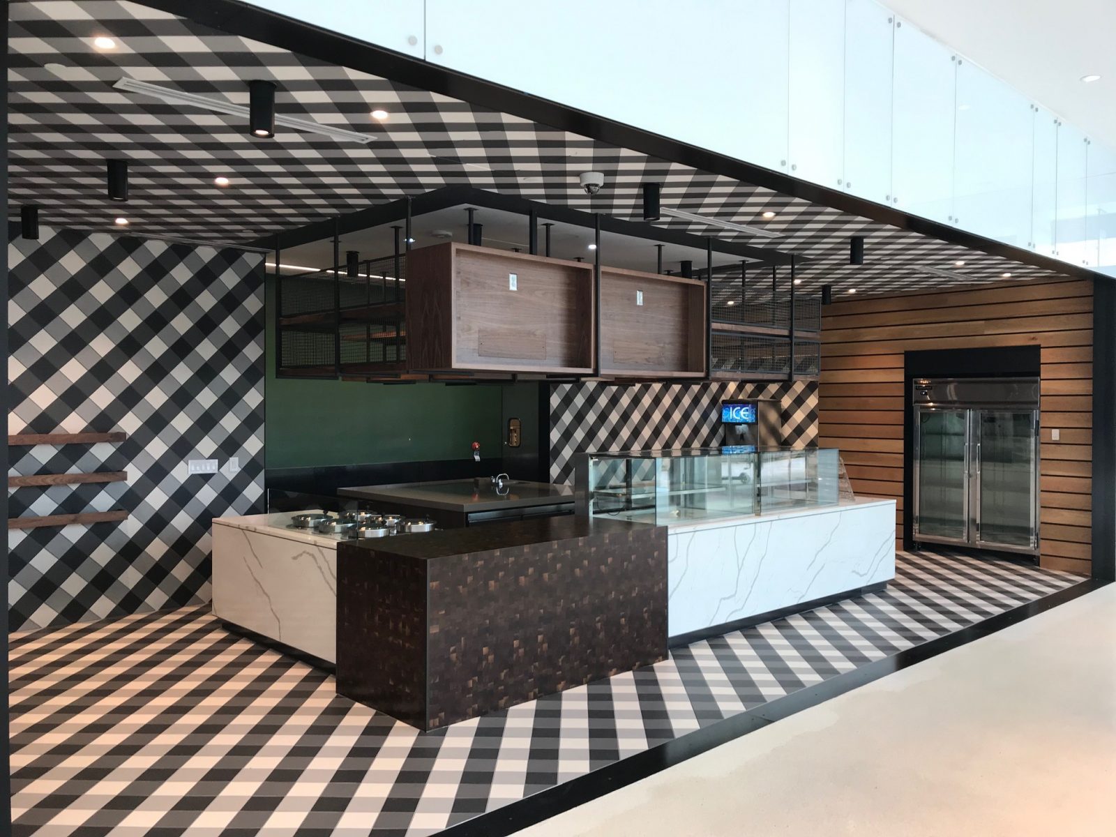 [Photos] MetroFresh Uptown Opens August 21 in One Midtown Plaza