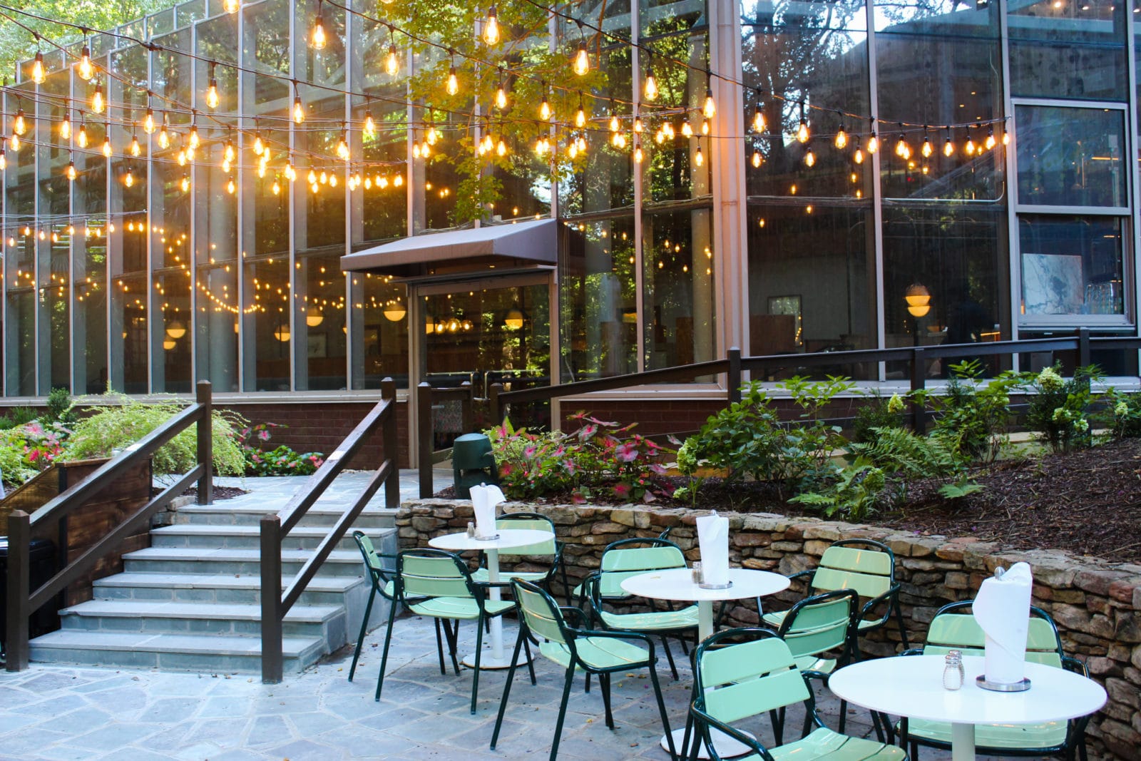 Backyard at Parkwoods Now Open In Crowne Plaza Atlanta Perimeter at Ravinia