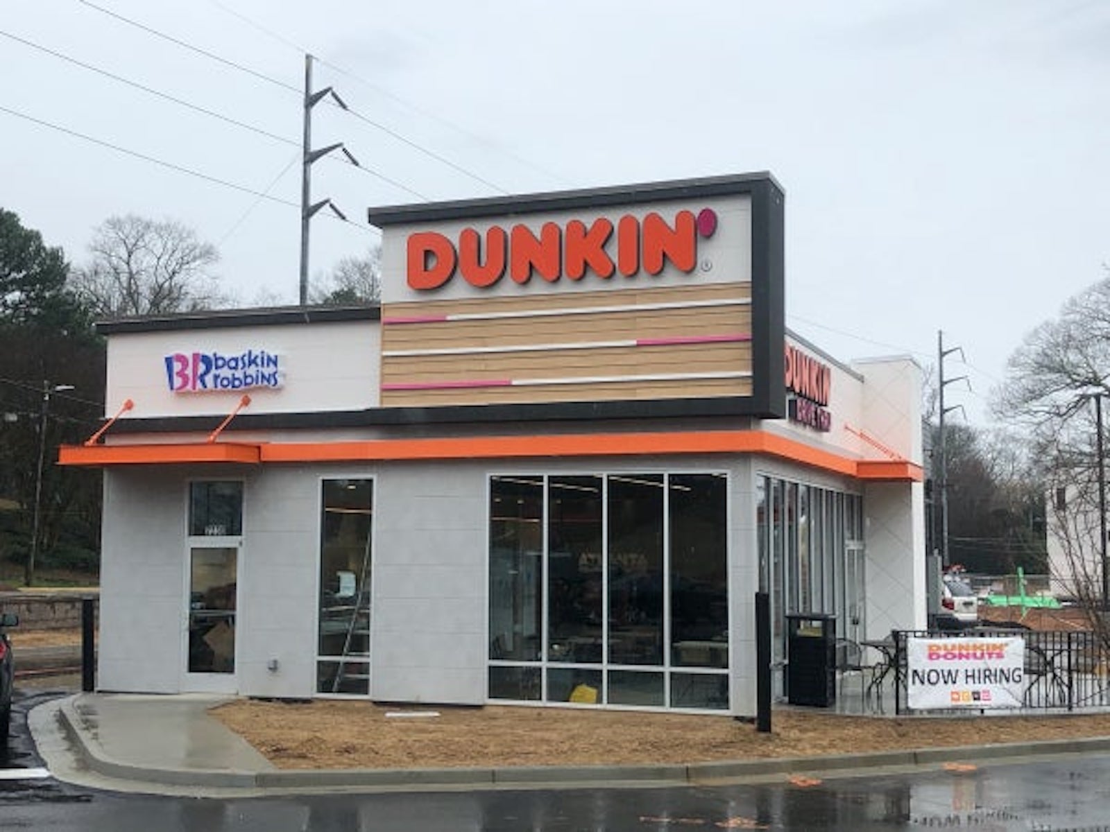 Dunkin’ / Baskin-Robbins To Grand Open in Westside Village March 6