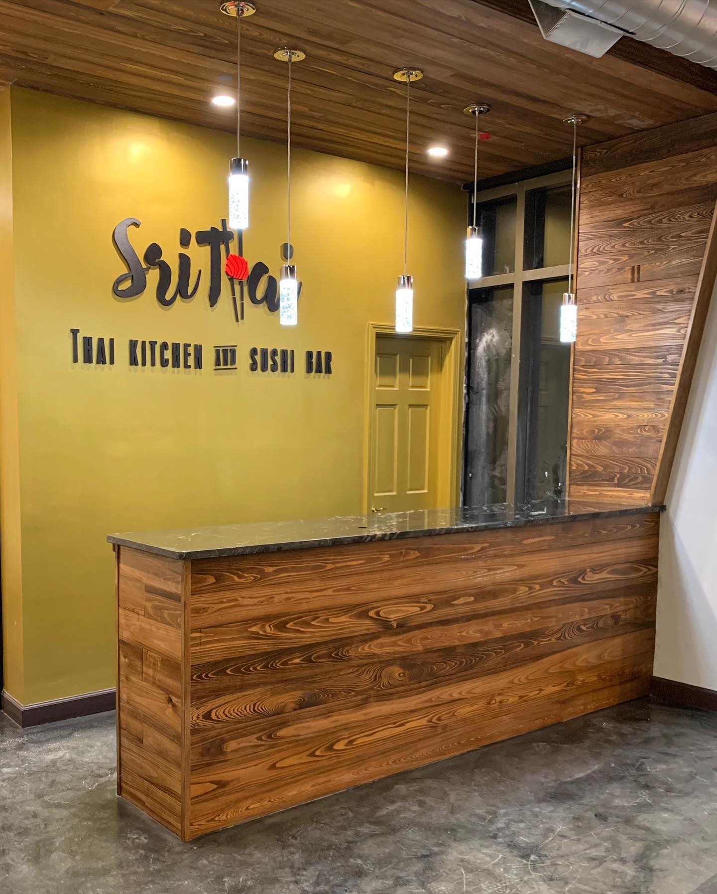 [Photos] SriThai Kitchen and Sushi Bar Opens March 16 in Atlantic Station