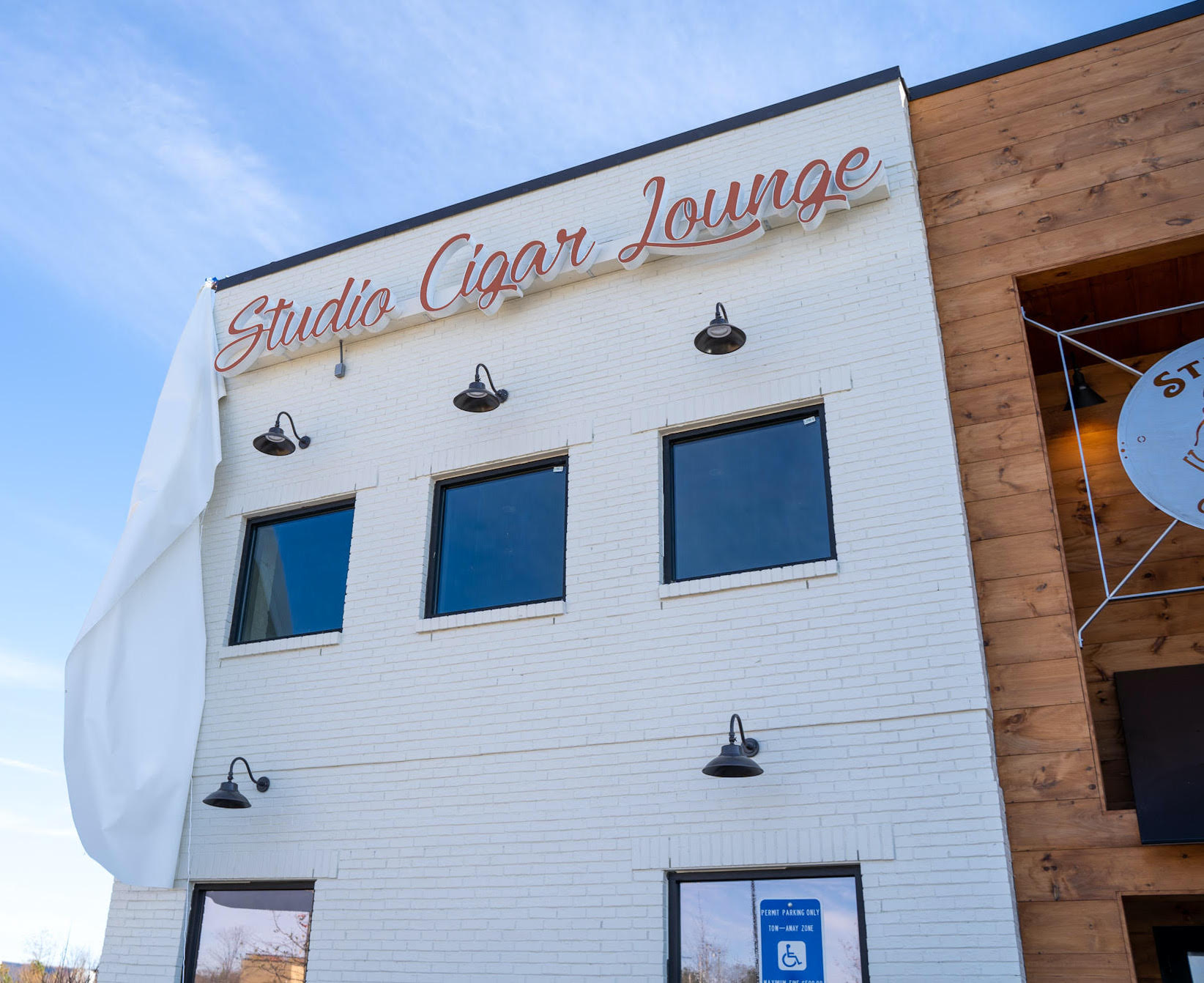 Studio Cigar Lounge Set To Open Early-2021 With 'Largest' Walk-In ...