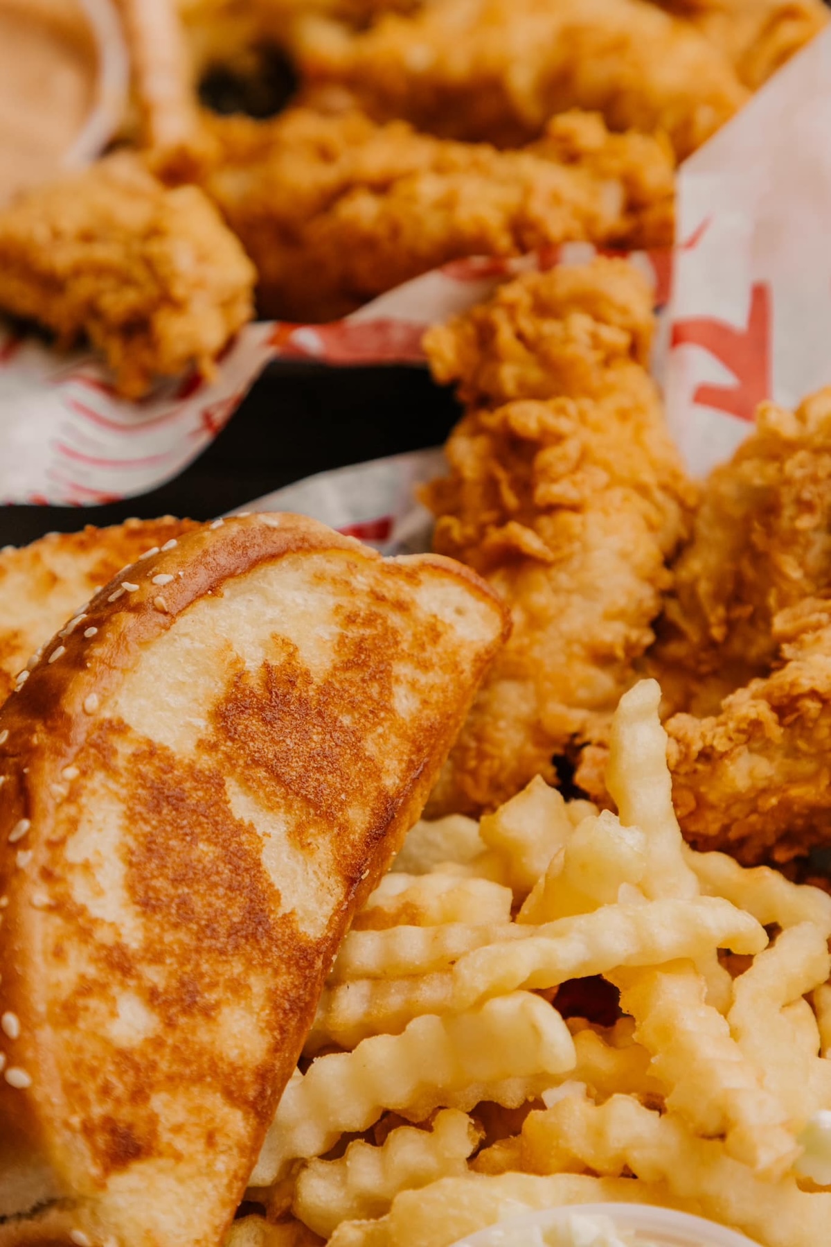 Raising Cane's Plans Memphis Debut